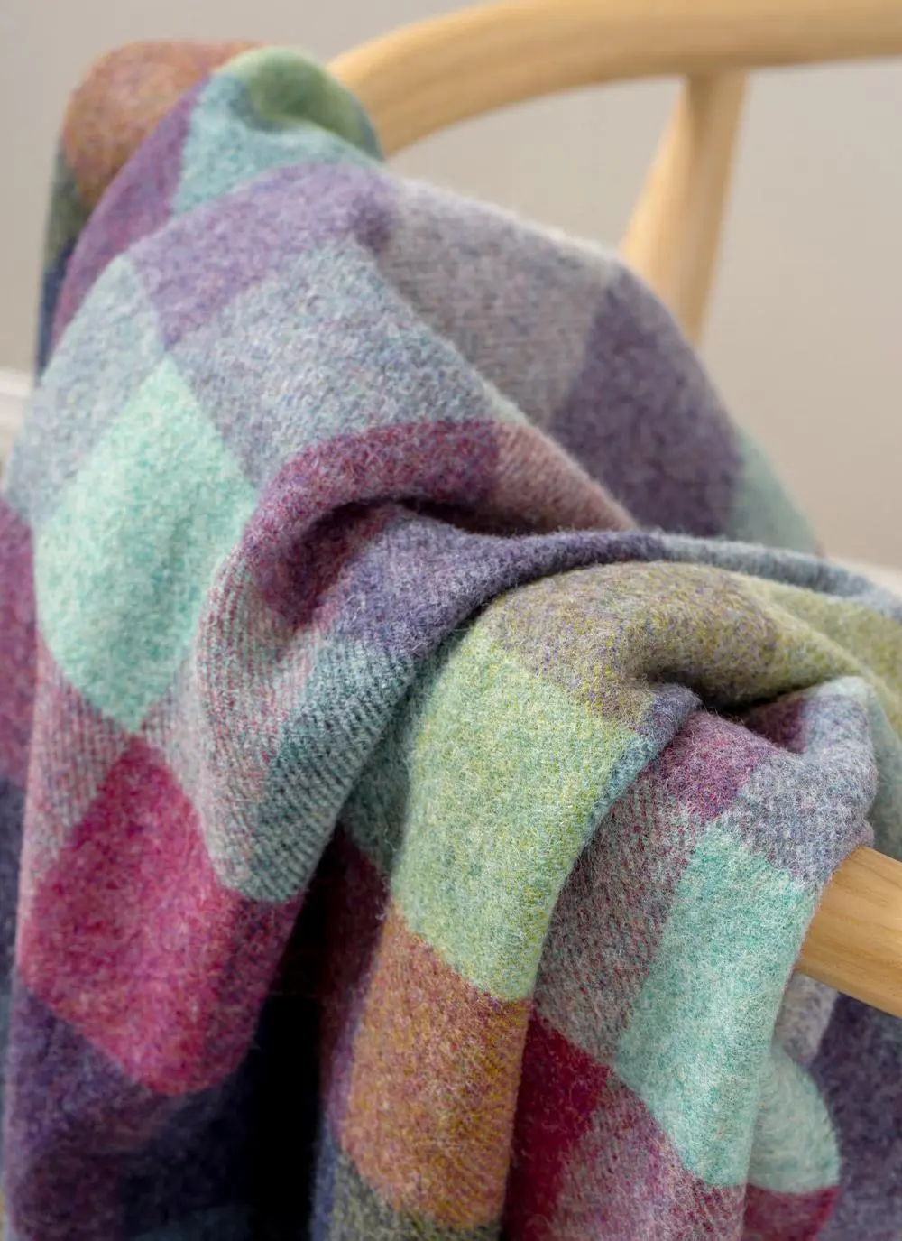 Hydrangea Check Highland Wool Throw | Blarney