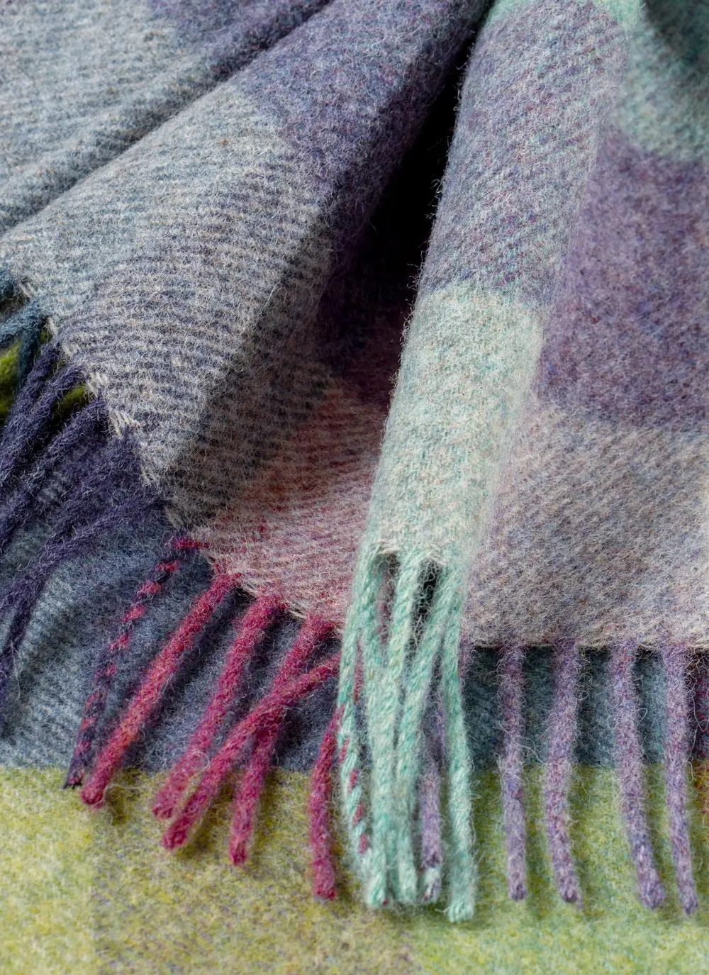 Hydrangea Check Highland Wool Throw | Blarney