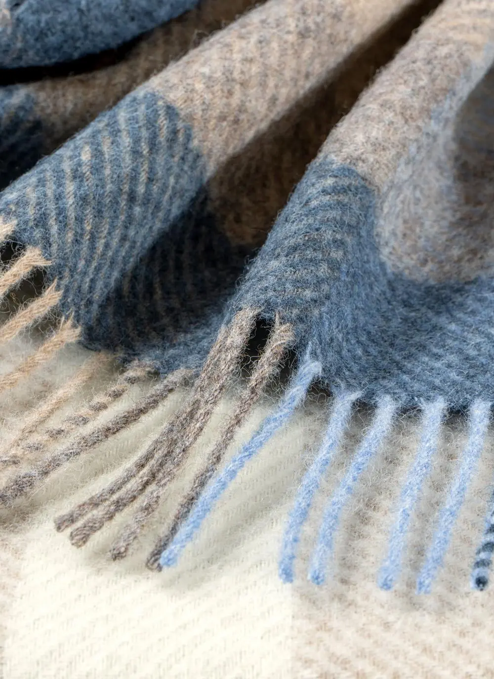Morning Mist Highland Wool Throw | Blarney