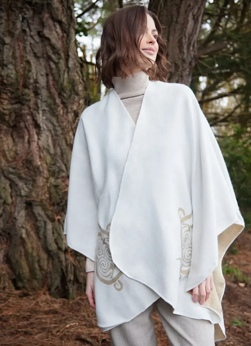 Reversible Celtic Wrap in Coffee/Cream | Blarney