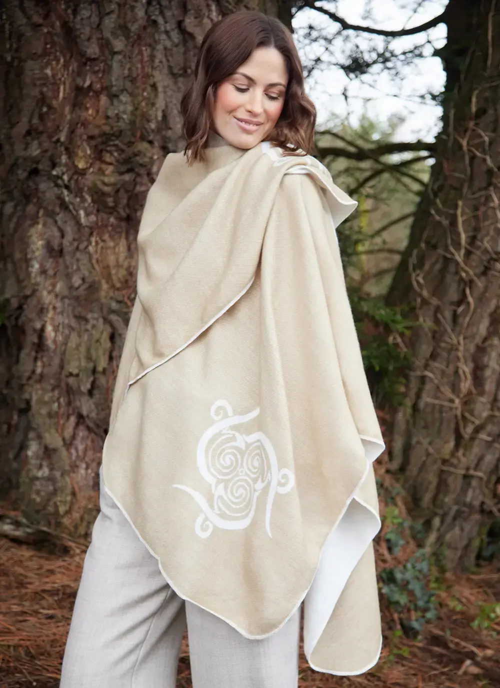 Reversible Celtic Wrap in Coffee/Cream | Blarney