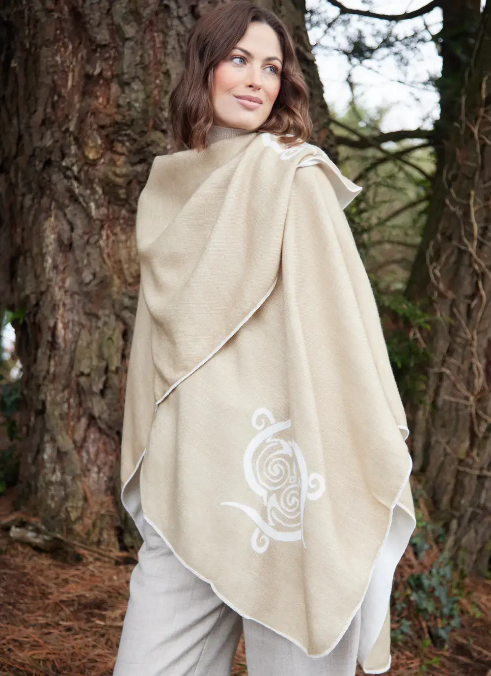 Reversible Celtic Wrap in Coffee/Cream | Blarney