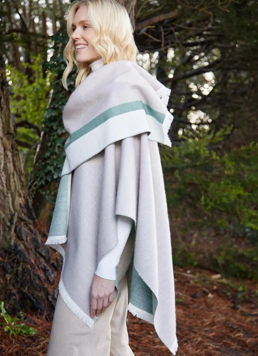 Reversible Contrast Stripe Shawl in Green | Blarney
